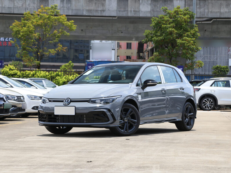 Volkswagen Golf R-Line 50 Years Legend: Brilliant Of Car-Tech | A ...